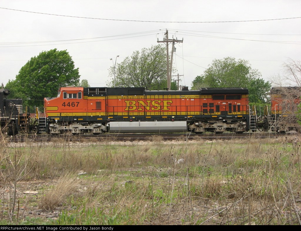 BNSF 4467